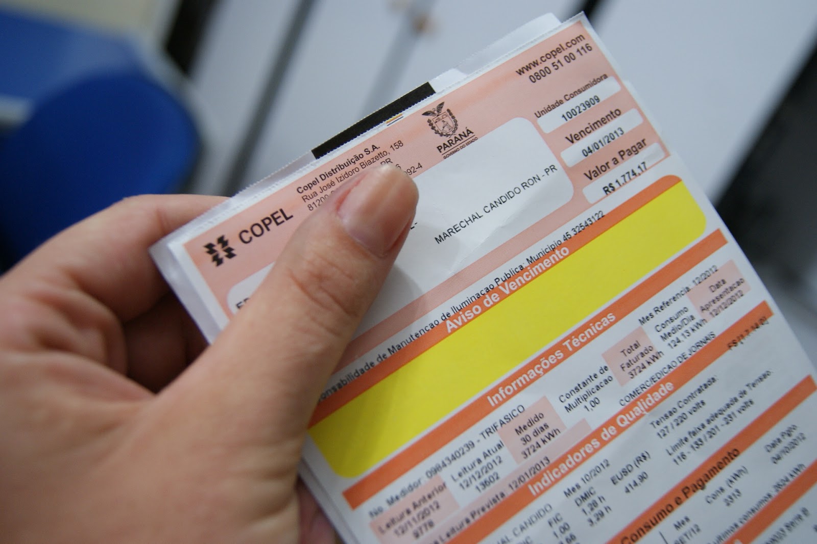 Para evitar cortes por inadimplência, Copel vai oferecer máquina de ...