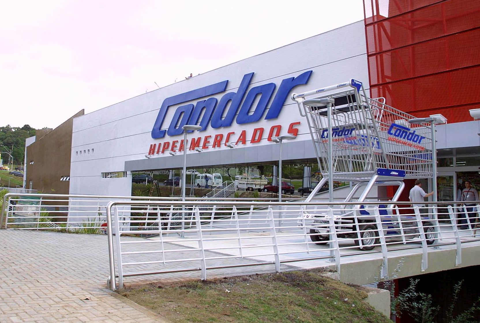 Condor faz mutirão para contratar 90 pessoas de forma online; confira ...