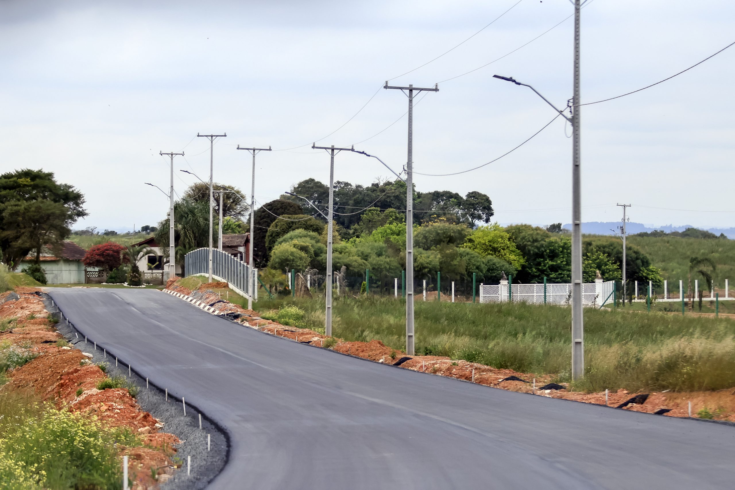 OBRA NA ÁREA RURAL DE ARAUCÁRIA: Parte da rua Adão Fila já está ...